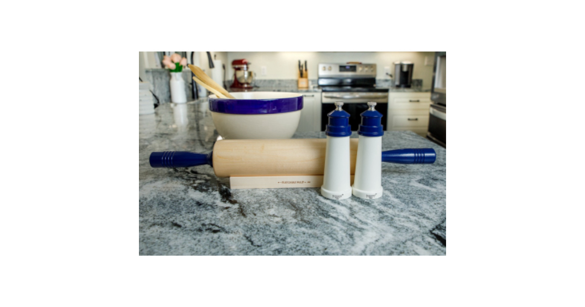 Made In USA | 6" LIGHTHOUSE SALT & PEPPER MILL SET, ROLLING PIN ...