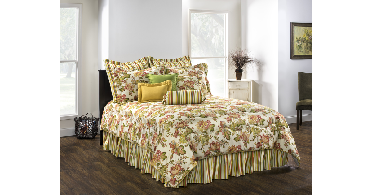 Made In USA | Luxuriance Comforter Set